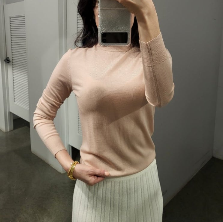 13만 9천원 !!! ) Theory 터틀넥 티셔츠 THEORY Turtleneck Sweater in Wool ...