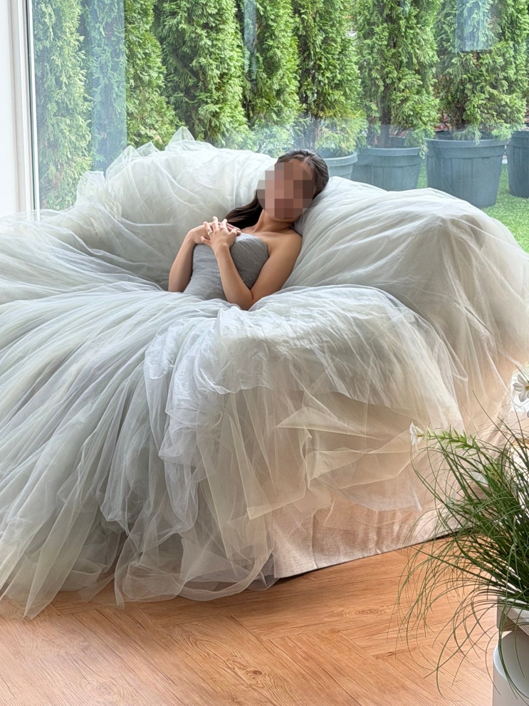 [스튜디오10] 라흐 디메이드 스튜디오 2층 쇼파 후라이샷 웨딩촬영 : 네이버 블로그