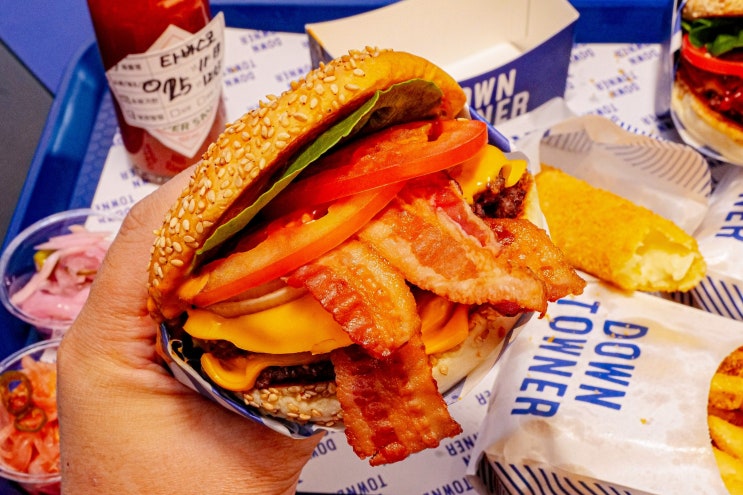 [강남 맛집] 다운타우너 강남 | 블랙프라이데이 | 수제버거 햄버거 BURGER : 네이버 블로그