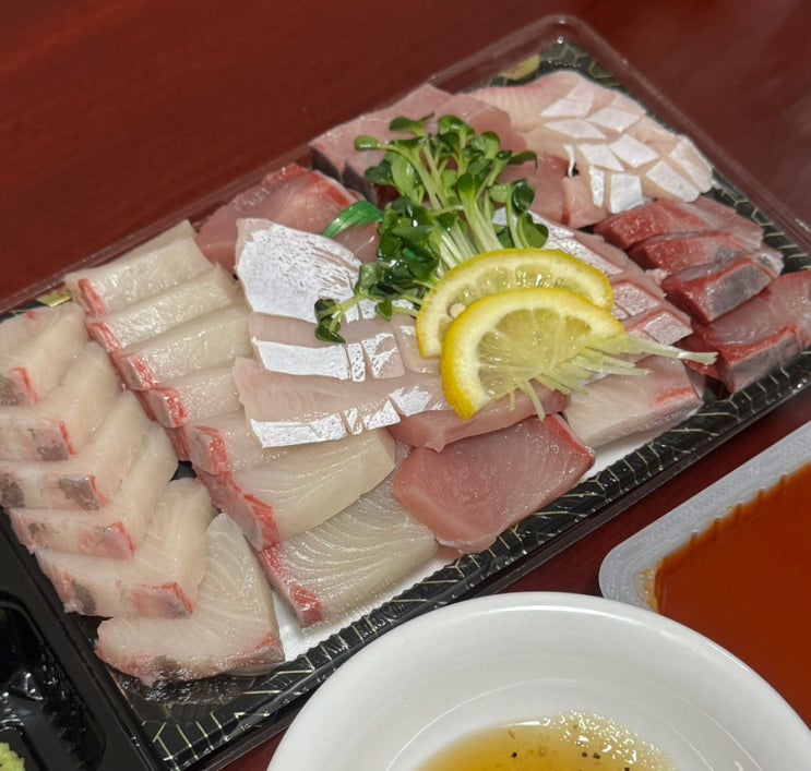 속초 중앙시장 회포장 방어 맛집 대일호 방어 포장 : 네이버 블로그