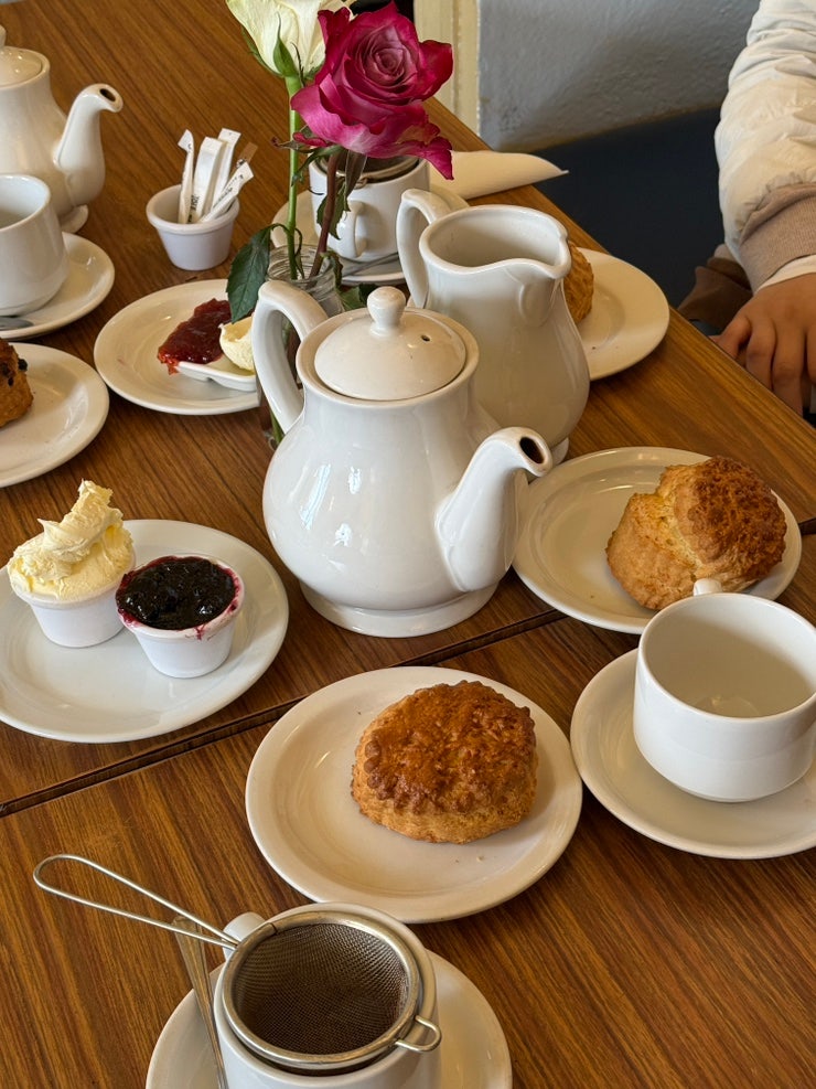 [런던] #런던맛집 / Maison Bertaux(메종 베르토 | 스콘), Yamabahce(야마바체 | 터키 음식 ...