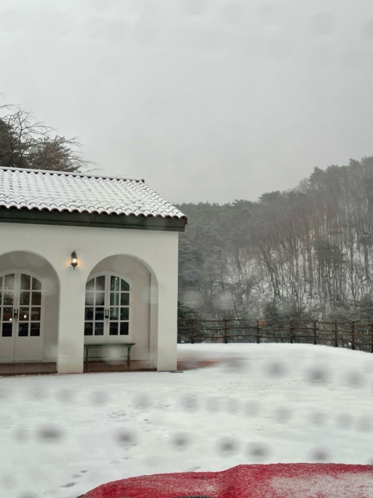 평창여행 | 눈오면 꼭 가야하는 곳, 뷰 맛집 평창카페 마눌,실버벨교회 : 네이버 블로그