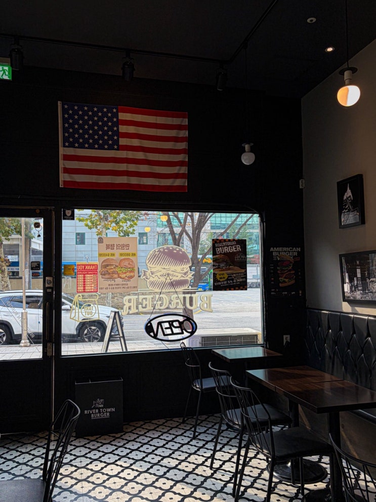 문래 수제버거 리버타운버거 | 무료주차 가능한 문래동맛집 | 영등포 수제버거 단체주문 할인 : 네이버 블로그