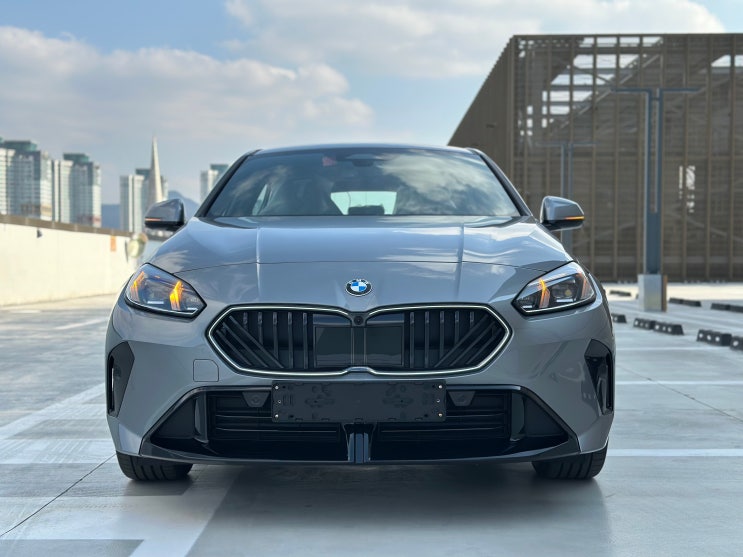 ⭐ THE NEW BMW 1시리즈 120 M Sport — 풀체인지 모델 변화 총정리 (MY26) : 네이버 블로그