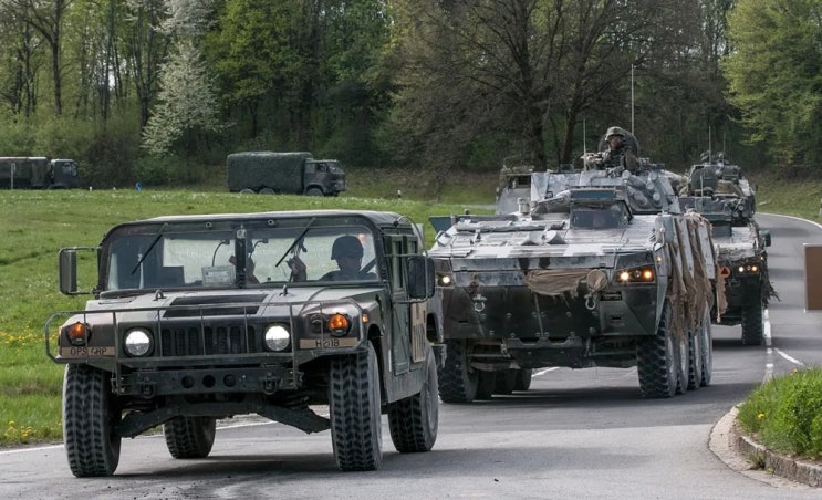 험비(Humvee)와 험머(Hummer)는 무엇이 다를까? : 네이버 블로그