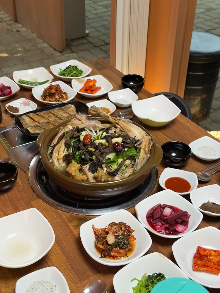 물왕저수지애견동반 반려견과 산책후 몸보신까지 산현농장 물왕저수지점 : 네이버 블로그