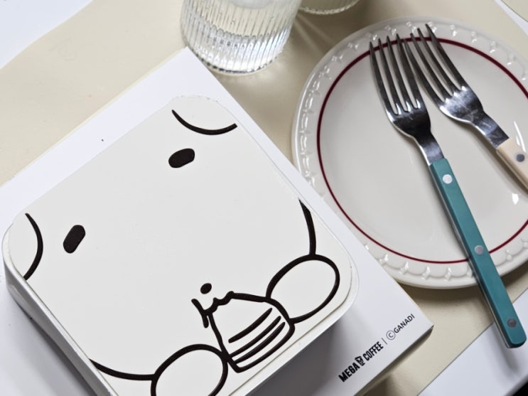 메가커피 가나디케이크 내돈내산 – 가격·칼로리·키링 실물 후기 (해동 팁 포함) : 네이버 블로그