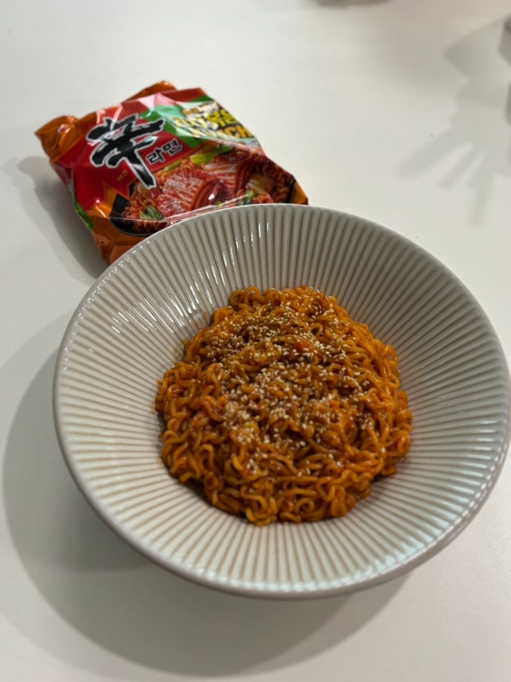 농심신상 신라면김치볶음면 매콤 고소 끝판왕 등장 야식추천 : 네이버 블로그