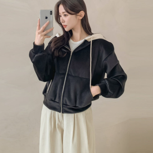 요즘 유행하는옷은 ? 골덴 밍크 벨벳 느낌이 나는 원단의 바지 점퍼, 트레이닝 세트가 최대 인기입니다. : 네이버 블로그