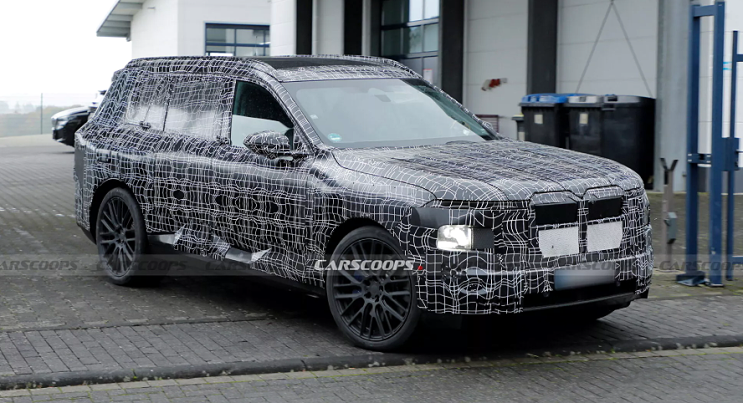 "언제 나오나?" BMW X7 풀체인지 G67 위장막 테스트카 포착 : 네이버 블로그