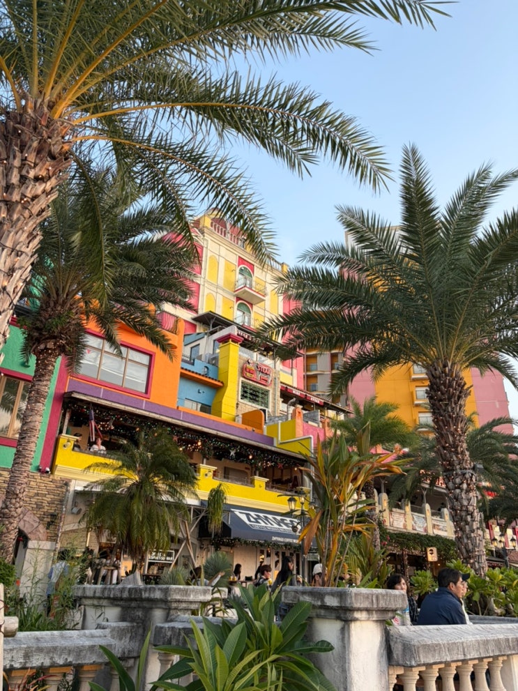 [오키나와] 가족여행 Day 1. 인천-나하 이스타항공 ZE0631, 나하공항에서 아메리칸 빌리지, 레쿠 오키나와 차탄 스파 ...