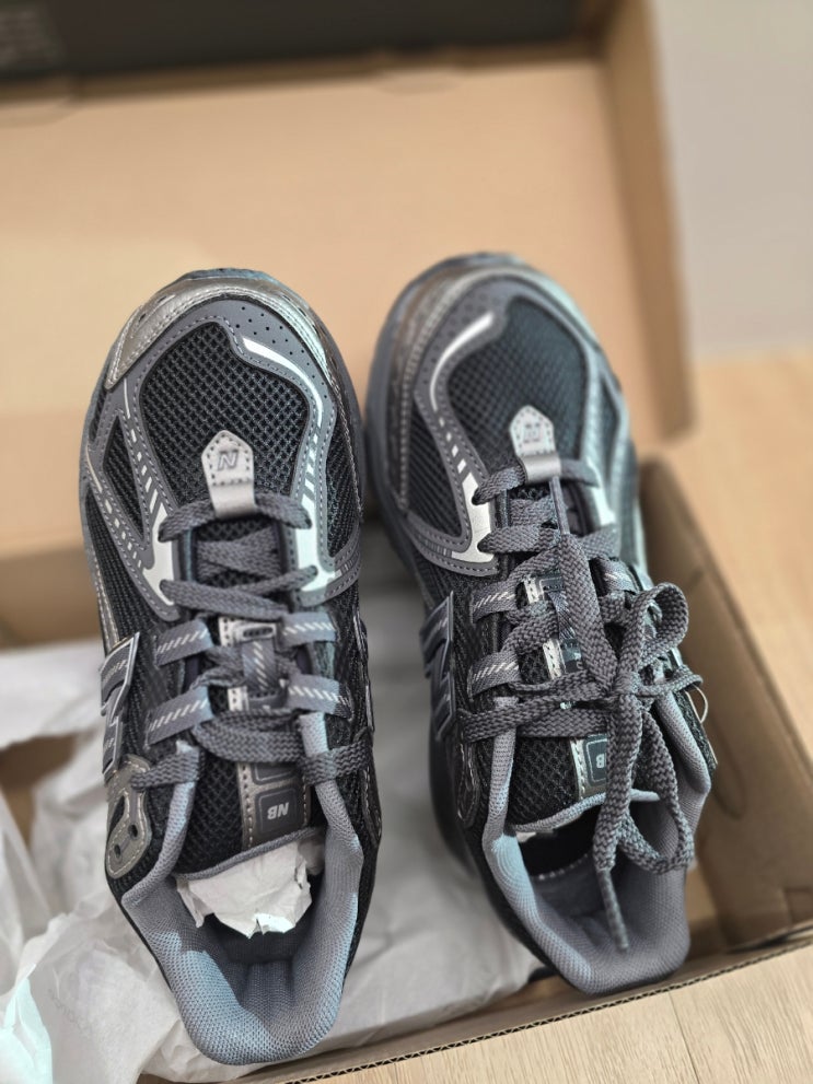 [내돈내산] 뉴발란스 1906R 블랙 실버 (GC1906EX) 225 WIDE 사이즈 상세 리뷰 👟🖤 : 네이버 블로그