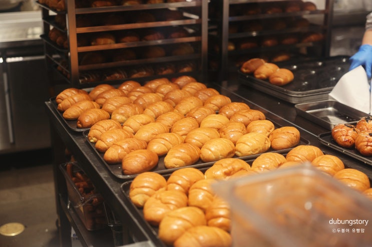 판교 현대백화점 팝업스토어 박뚜기 소금빵 내돈내산 : 네이버 블로그