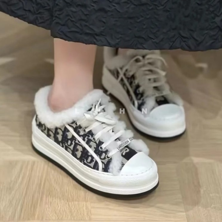 디올 오블리크 플랫폼 시어링 스니커즈 포근함과 우아함의 조화 : 네이버 블로그