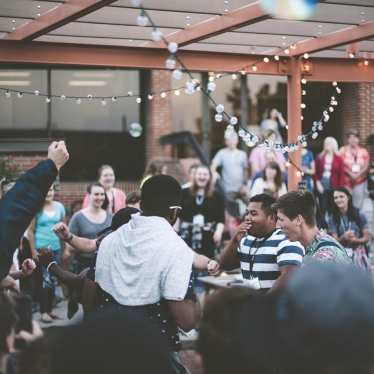 알콜 향기 뿜어내는 인간 디퓨저 : 네이버 블로그