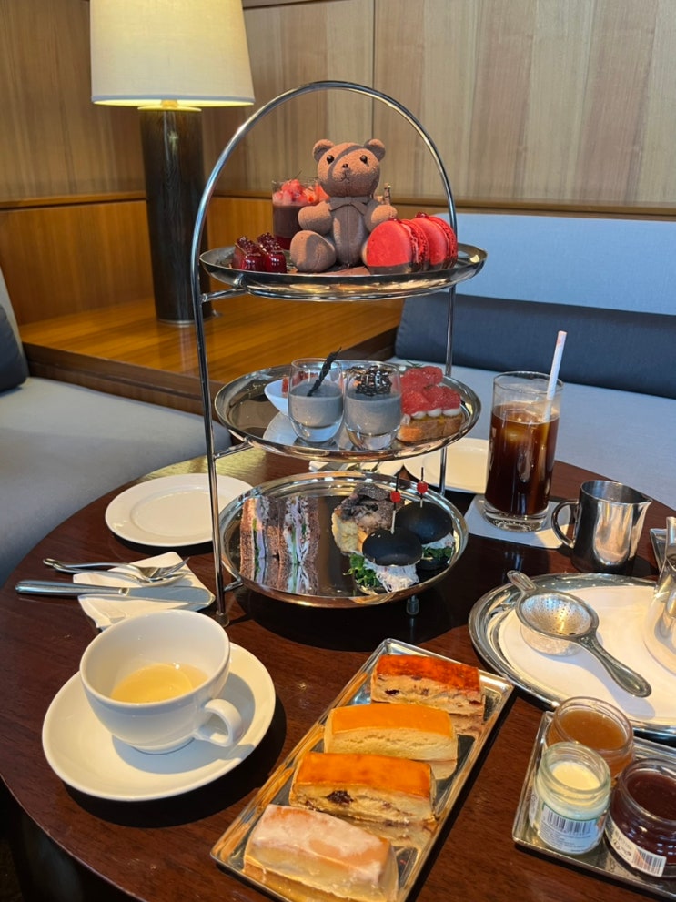 신라호텔 더라이브러리 Winter Royal Tea 애프터눈티 후기 (내돈내산) : 네이버 블로그