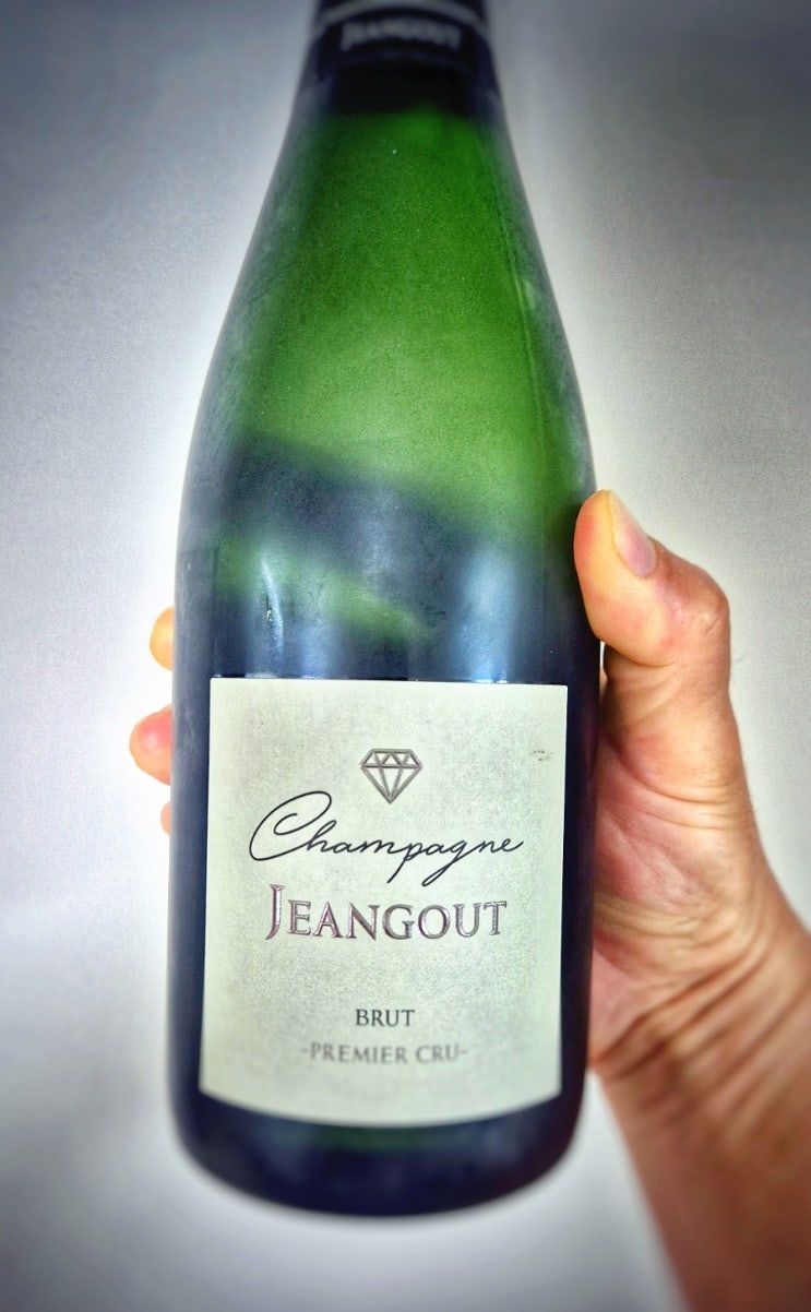 크리스마스에 마신 가성비 RM 샴페인, 쟝구 브뤼(Champagne Jeangout Brut) : 네이버 블로그