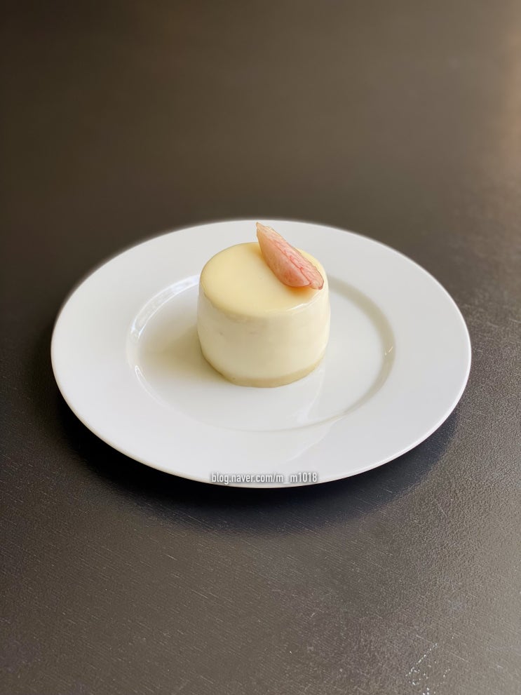 [둘세코코/체리 클라푸티/성산동/망원역] 카페톤 : 네이버 블로그