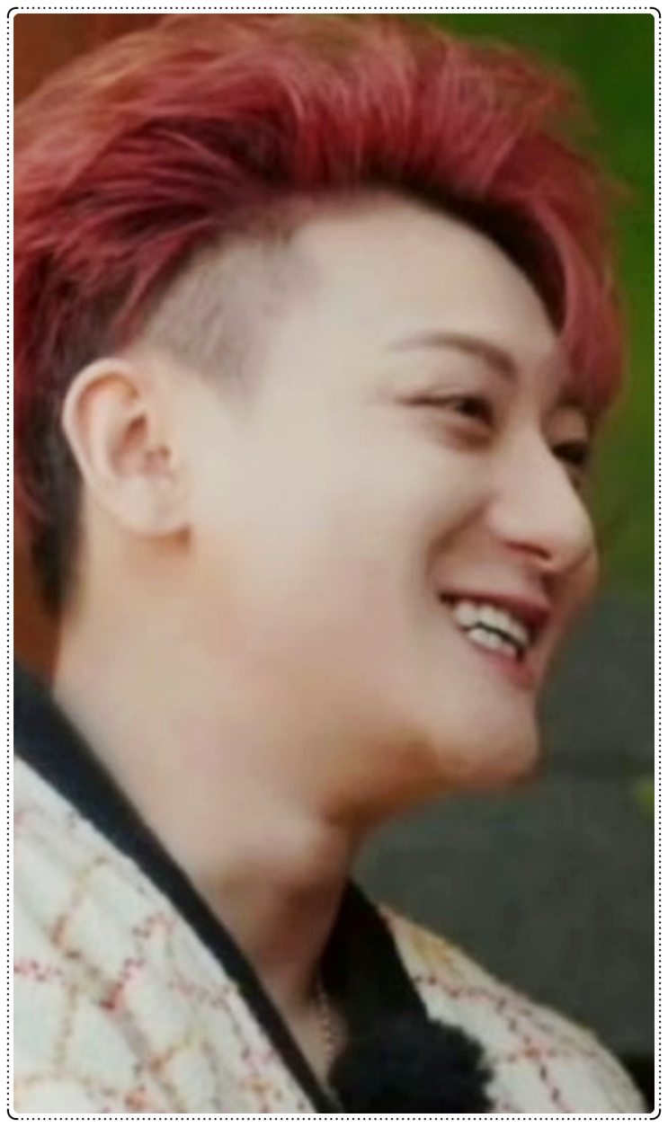 엑소 타오, 결혼 후 90kg 근황 행복의 무게 : 네이버 블로그