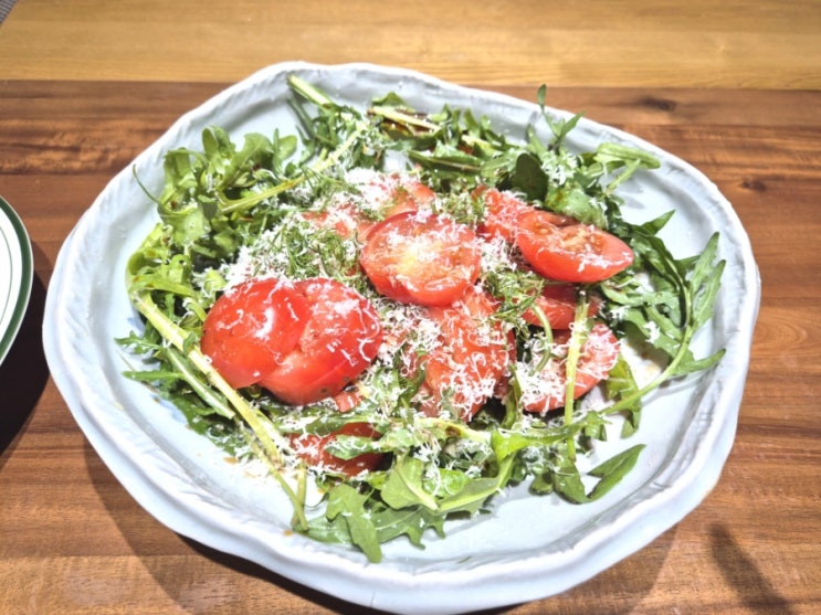 루꼴라 토마토 샐러드와 딜토핑 계란 스크램블 : 네이버 블로그