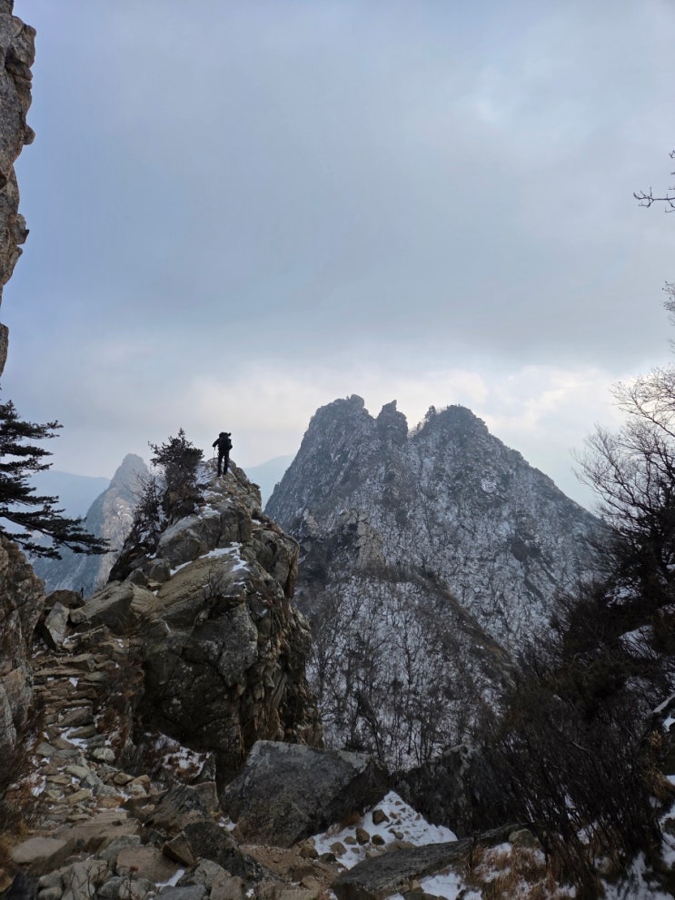 2025/12/27~28 비선대~마등령~공룡능선~희운각대피소(1박)~천불동~소공원 : 네이버 블로그
