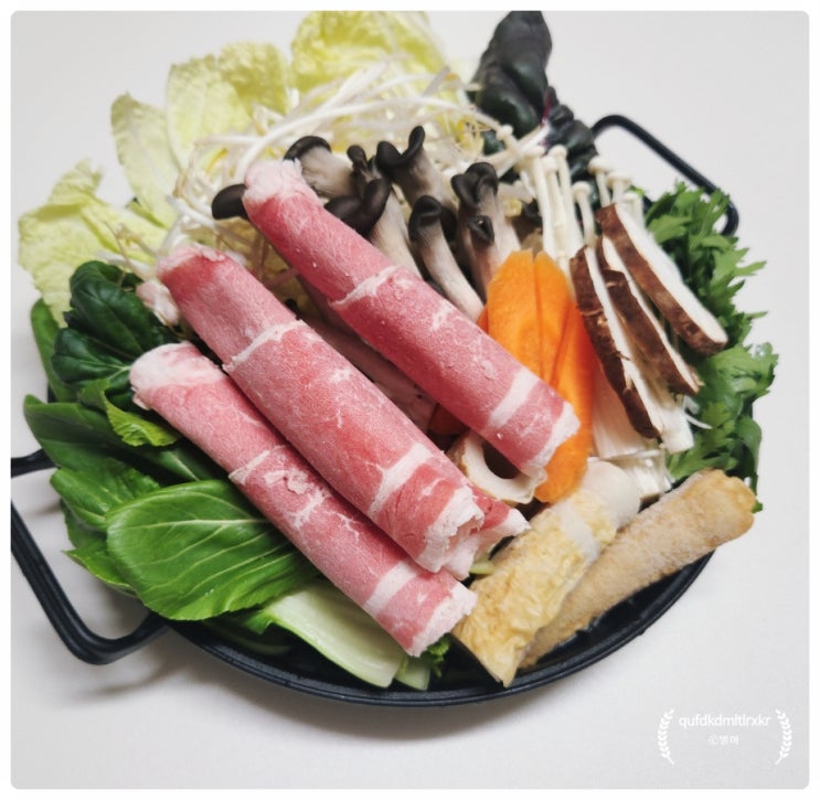 집에서 소고기 샤브샤브 만들기, 차돌박이 버섯전골 재료 육수 간장소스 레시피 : 네이버 블로그