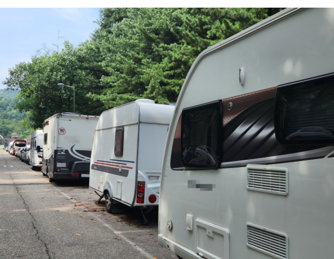 캠핑카의 비극… 사실혼 50대 남녀 숨지거나 의식불명, “채무 많다” 유서 발견 : 네이버 블로그