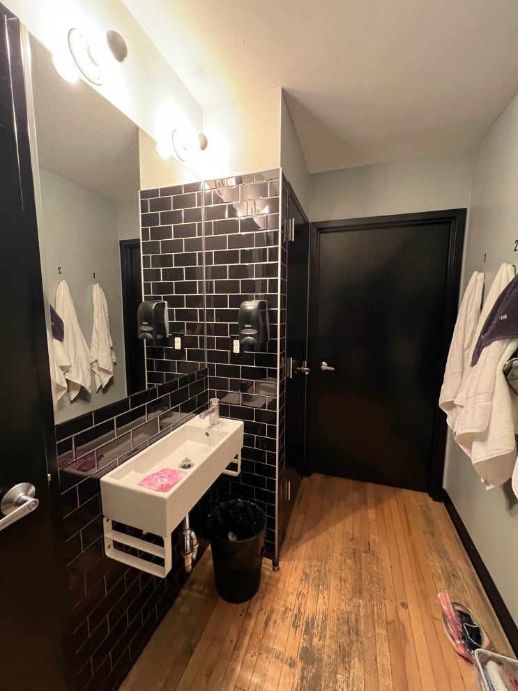 뉴욕 호스텔 The local NYC 4인 여성 도미토리 찐 후기 내돈내산 자세한 후기 장단점 : 네이버 블로그