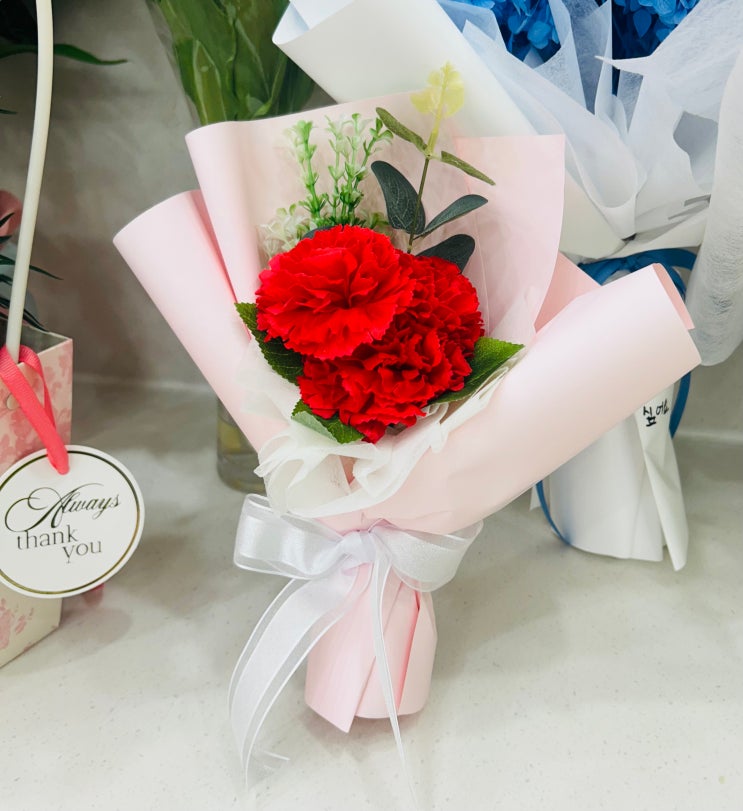 어버이날 카네이션 드리기 : 네이버 블로그