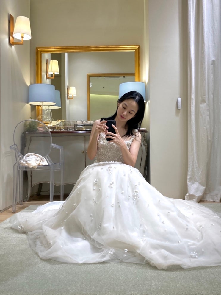 [웨딩로그] 드레스편 | 웨딩드레스 “소유 브라이덜” 파헤치기, 촬영 드레스 가봉 셀렉 : 네이버 블로그