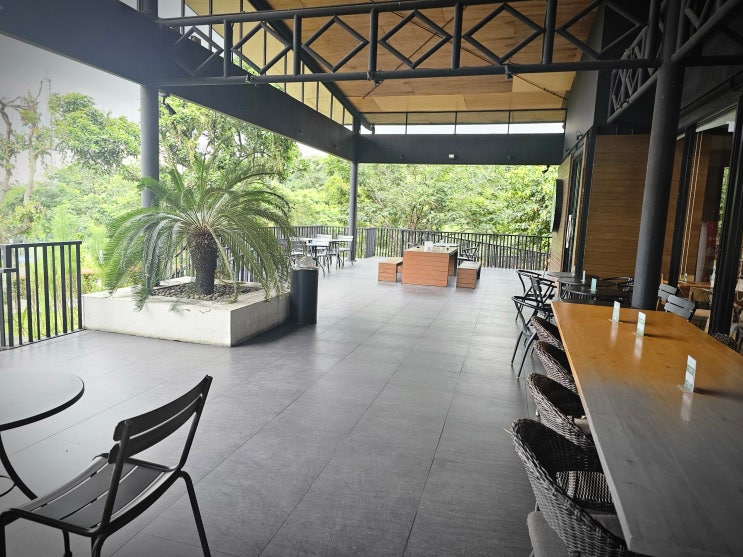 Starbucks Rest Area Ciawi Date ^^ : 네이버 블로그