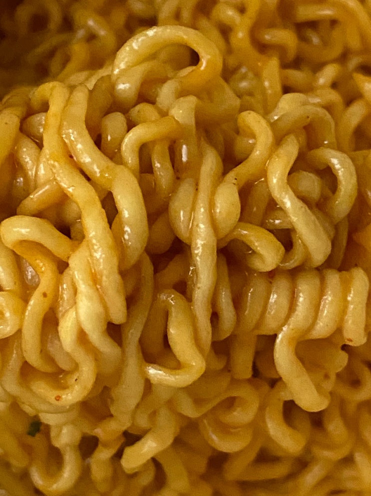 ⭐️맛있어서 진짜 추천⭐️ GS25구매! 홍라면 매운치즈 볶음면🍜 +덴마크 바나바나우유🍌🥛&딸기딸기우유🍓🥛(1+1) : 네이버 블로그