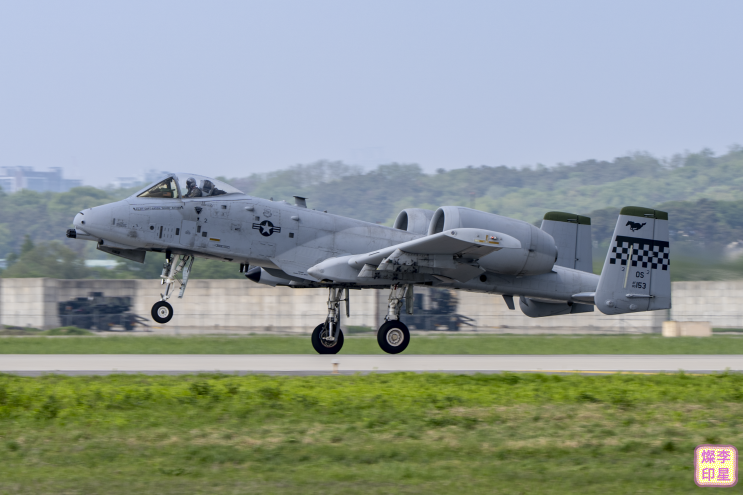 악마의 십자가, 탱크 킬러 A-10 썬더볼트 II (개정판) : 네이버 블로그