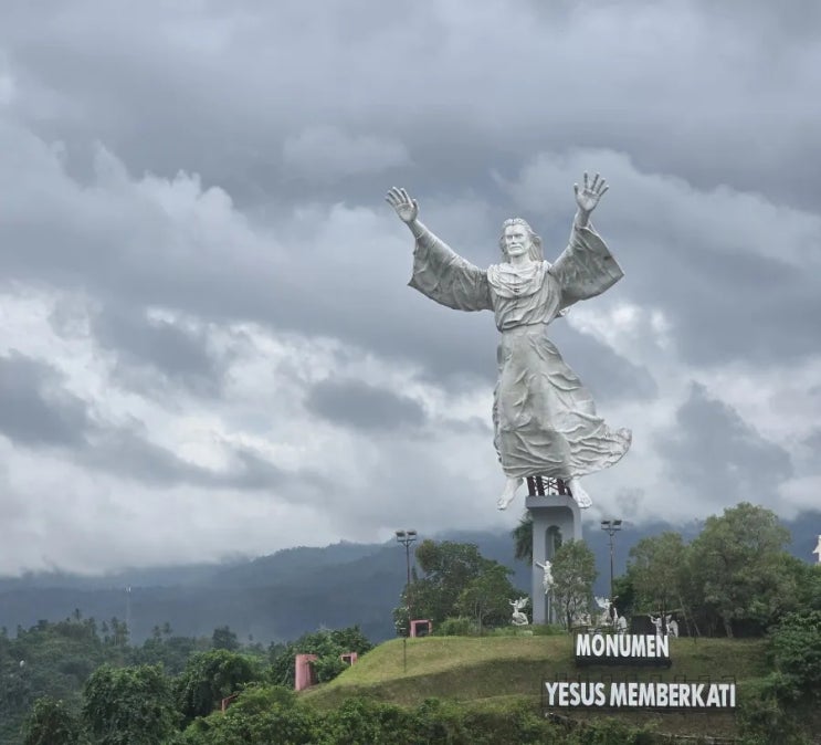 인도네시아 신규취항지 에어텔로 마나도여행 4박6일♡2탄(칼리워터폴트레일헤드,그랩, warung boke) : 네이버 블로그