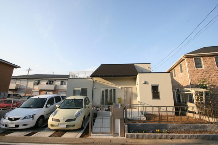 습식 외단열공법 EIPS 드라이비트 Dryvit 마감 2층집 건축면적 27평 연면적 36평 : 네이버 블로그