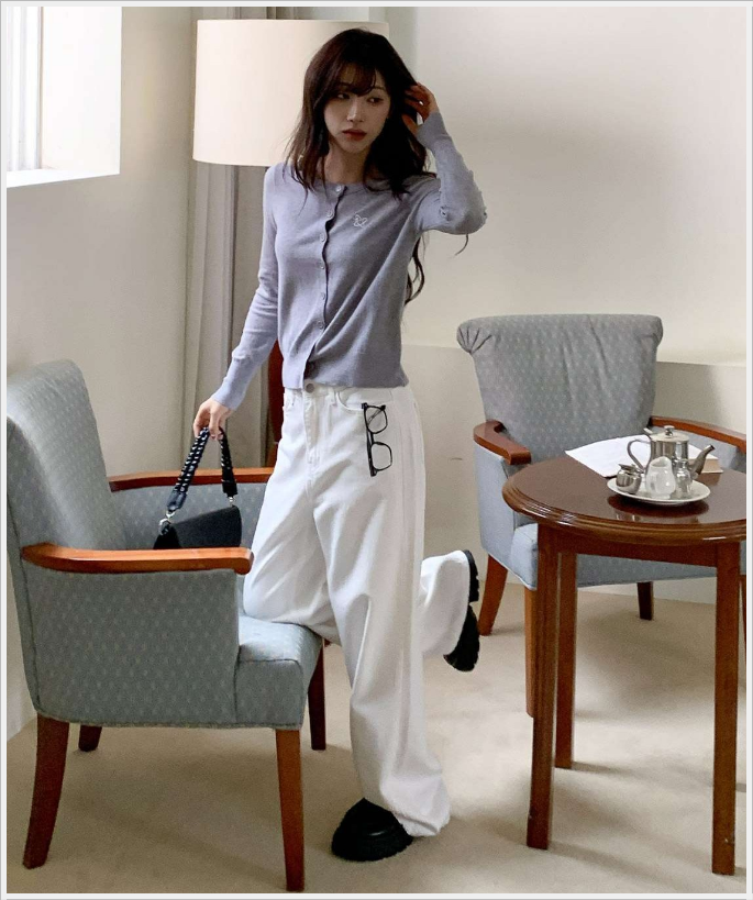 꾸안꾸의 정석 가볍게 걸쳐도 달라지는 스타일 가디건 데일리룩 활용법 여ver : 네이버 블로그