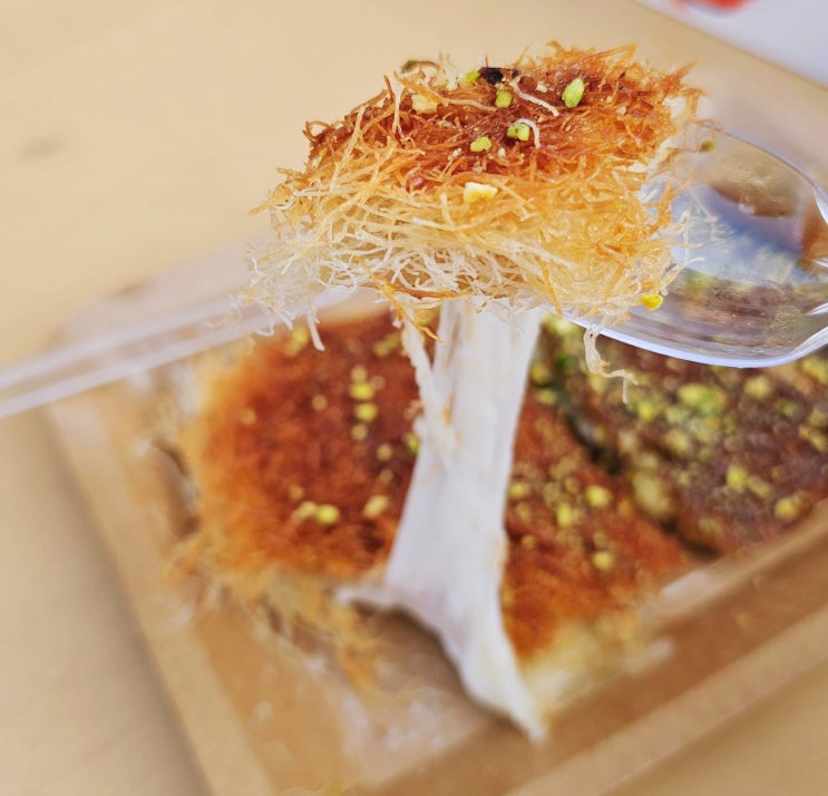 카타르 수크와키프 쿤나파 디저트 맛집 Al Aker sweets / 양꼬치 식당 : 네이버 블로그