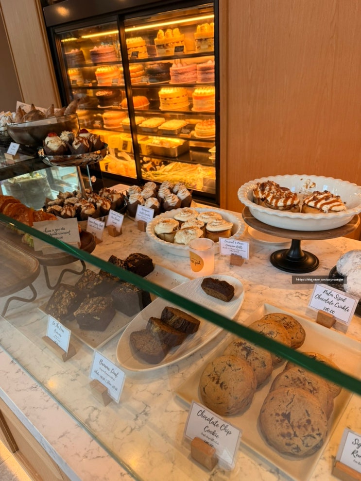 마닐라 BGC 카페 - Flour Pot Bakery 후기 :) Rum 들어간 빵 추천! : 네이버 블로그