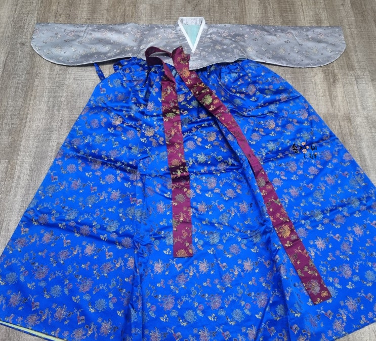 부모님이 물려주신 오래된 양단 한복 새롭게 리폼 : 네이버 블로그