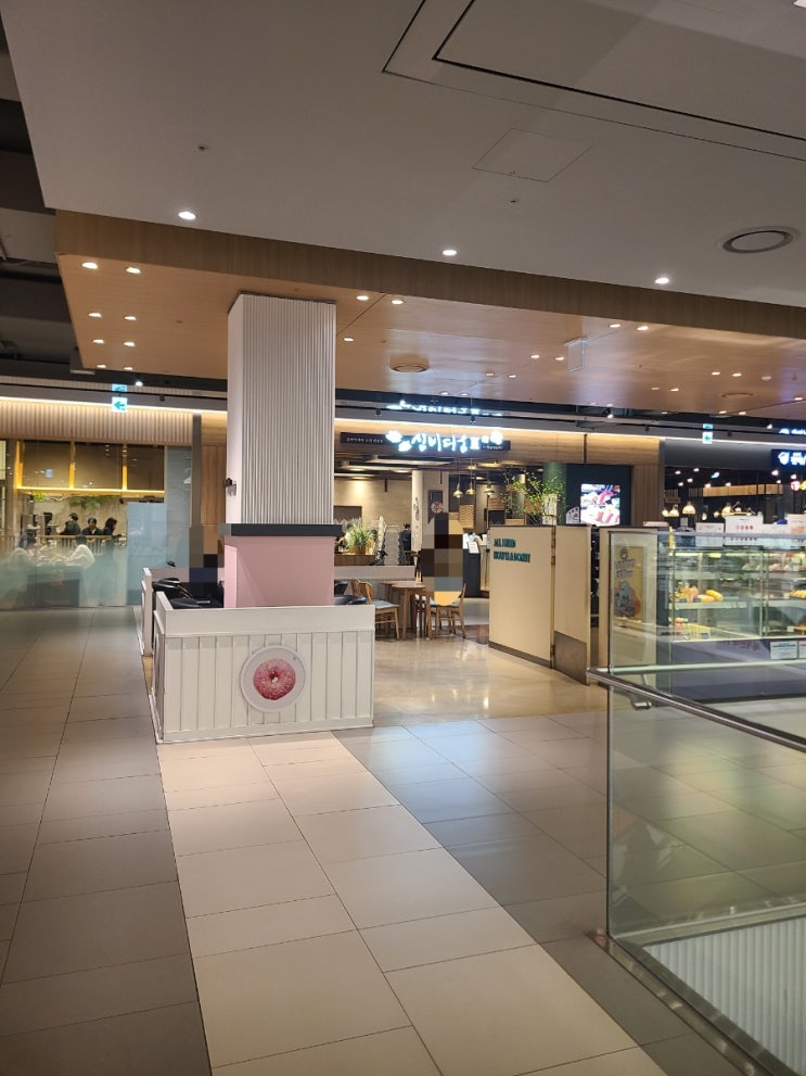 부가세 신고 끝! 심비디움3에서 초밥 먹고 팥빙수 두 그릇으로 마무리한 직장인 점심 회식 : 네이버 블로그