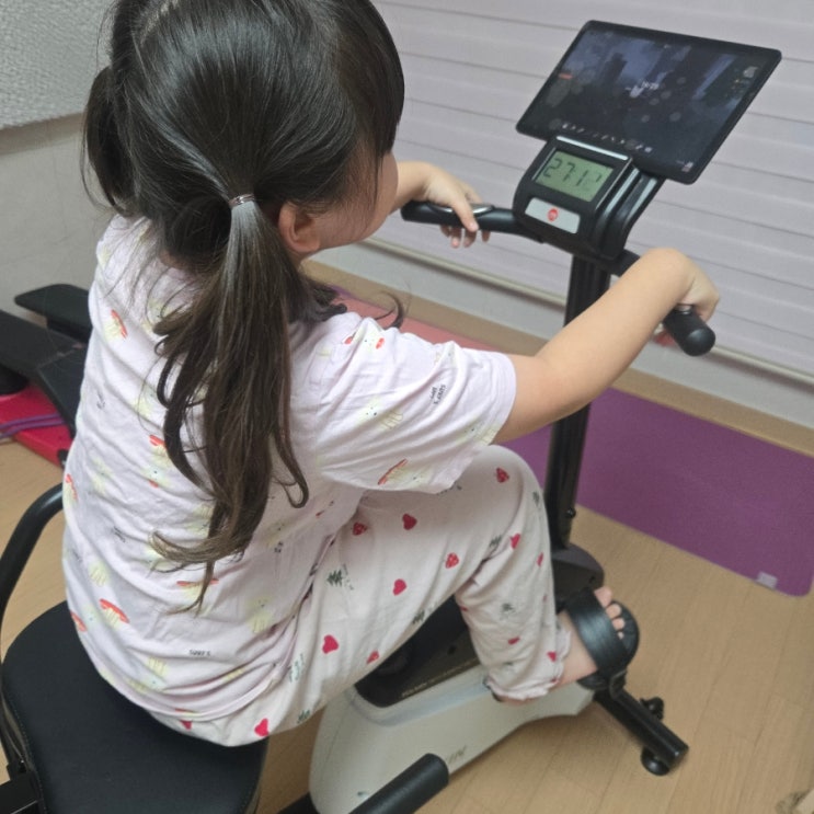 좌식실내자전거운동 오래 타게 되는 멜킨 실내자전거 : 네이버 블로그