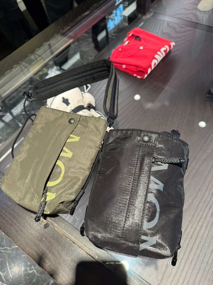 추가50퍼 몽클레어 캐주얼한 백 Moncler alchemy cross body 32만원 : 네이버 블로그