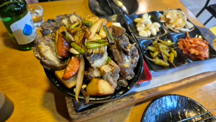 동대문 근처 맛집 몽골 허르억, 손으로 뜯어 먹는 이색 고기요리 후기 [유목민몽골] : 네이버 블로그