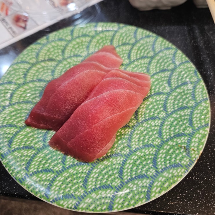 [맛집 리뷰] 입안에서 살살 녹는 회전초밥, '쉐프와스시이야기' 방문기 🍣 : 네이버 블로그