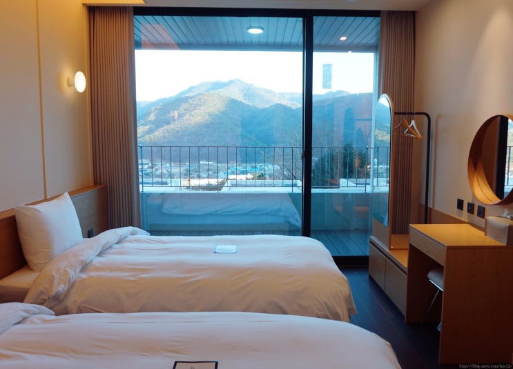 공주 펜션 계룡산 스크린골프 풀빌라펜션 더그레이하우스 : 네이버 블로그